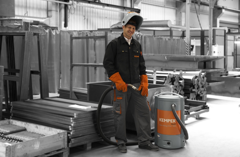 On Torch Fume and Dust Extraction Systems - Welding Fume Extraactor